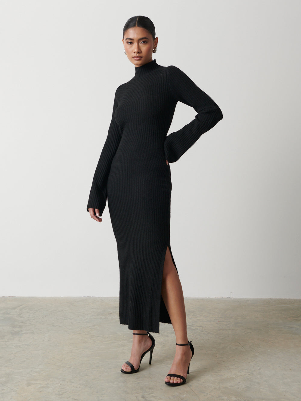 Baylee Soft Knit Midaxi Dress - Black – Pretty Lavish