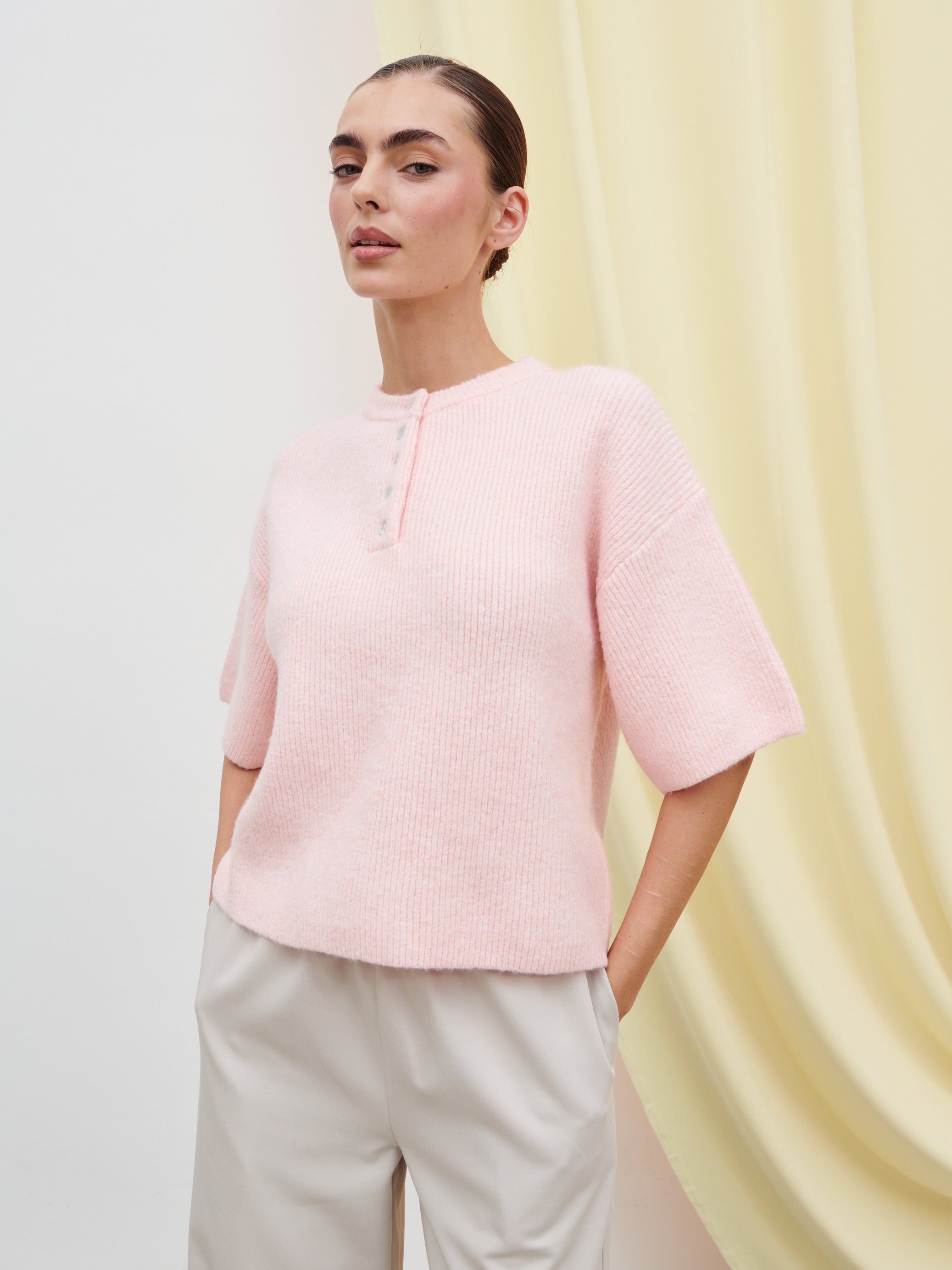 Amari Fluffy Knit Top - Pink – Pretty Lavish