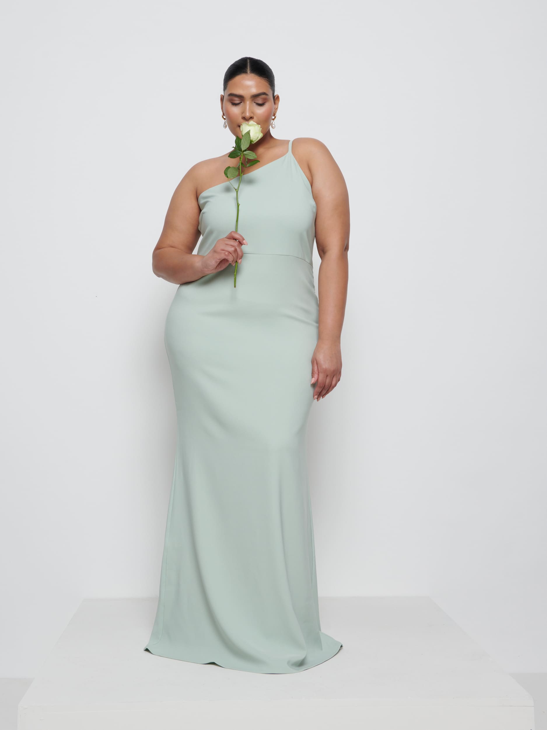 Amelia Crepe Maxi Bridesmaid Dress Curve - Sage – Pretty Lavish