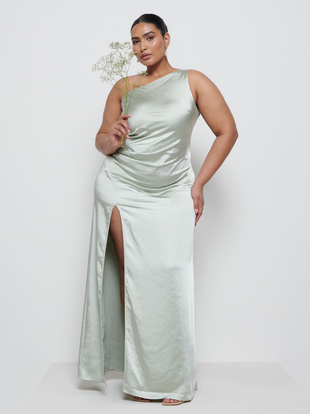 Amelia Ruched Maxi Bridesmaid Dress Curve - Sage – Pretty Lavish