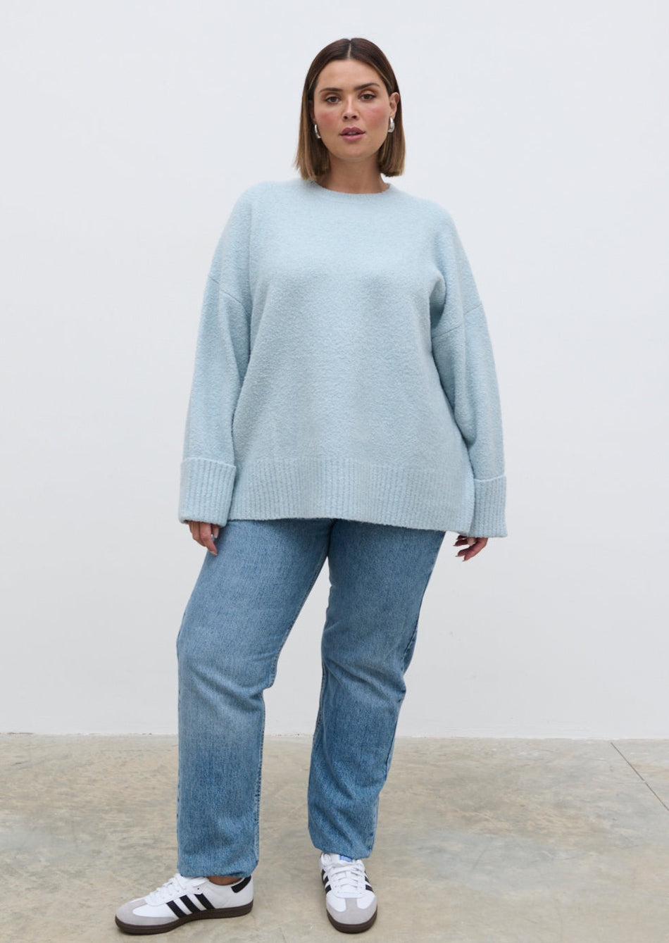 Camille Oversized Borg Knit Jumper Curve - Pale Blue – Pretty Lavish