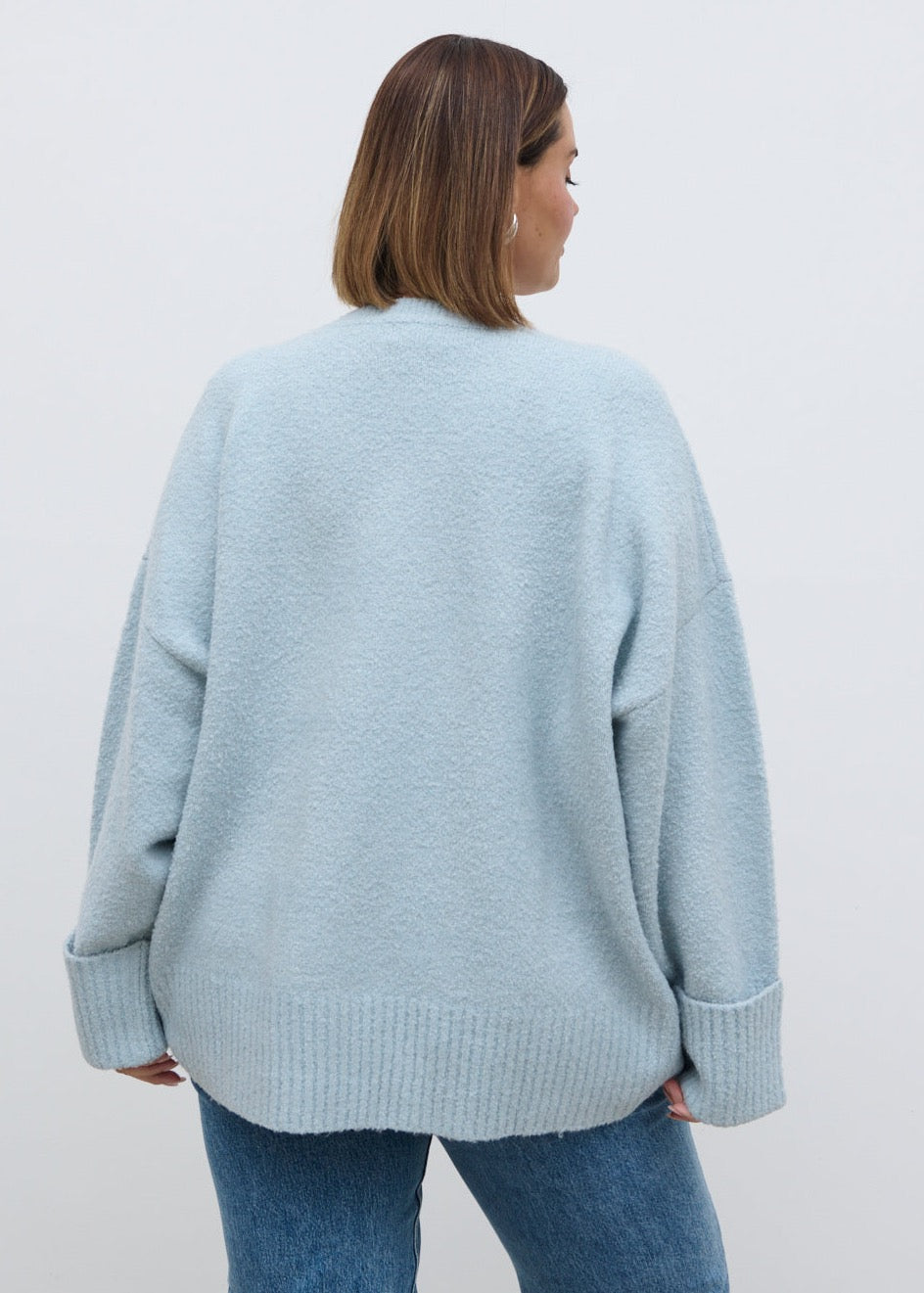Camille Oversized Borg Knit Jumper Curve - Pale Blue – Pretty Lavish