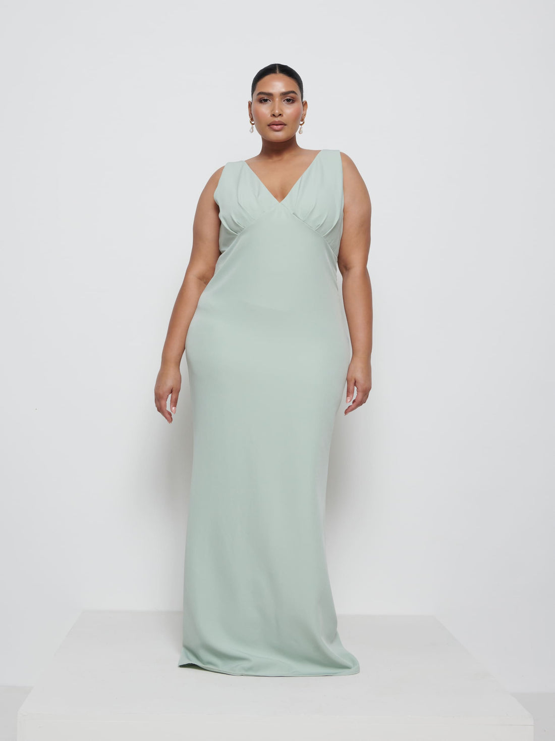 Esmee Crepe Maxi Bridesmaid Dress Curve - Sage – Pretty Lavish