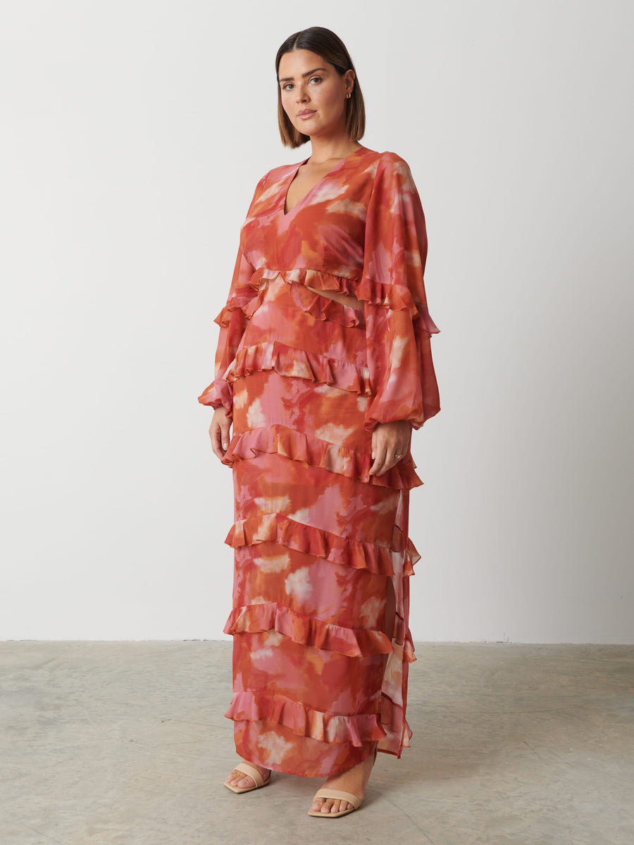 Evie Ruffle Maxi Dress Curve - Abstract Watercolour – Pretty Lavish