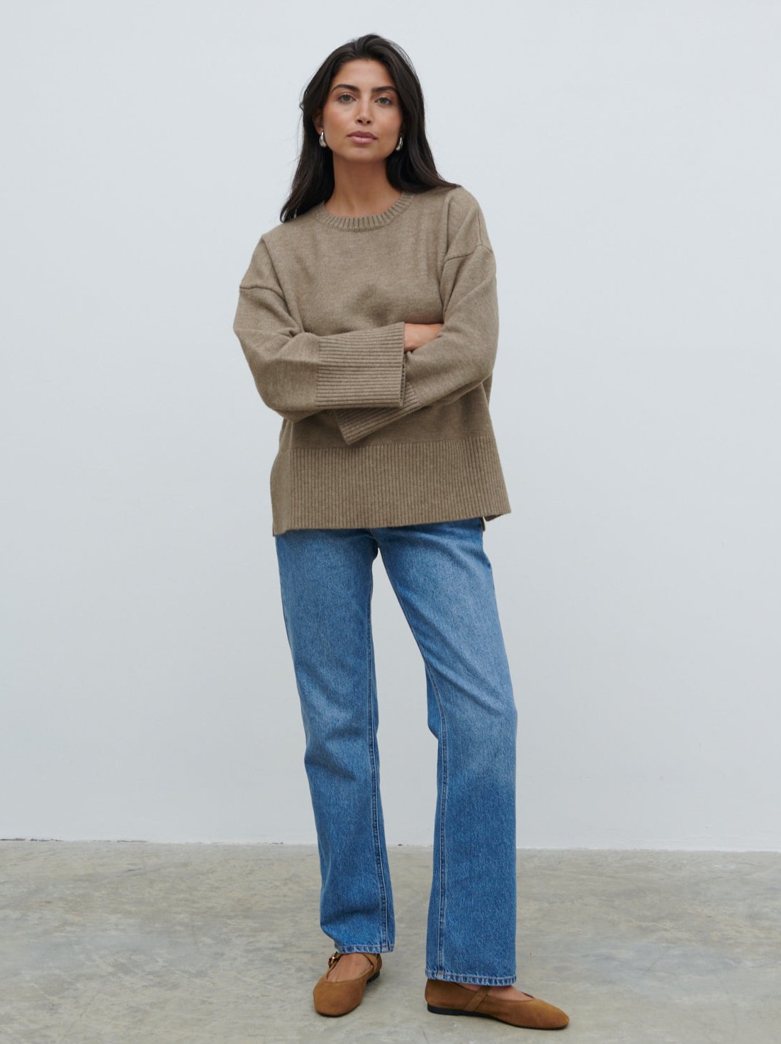 Finnity Slouchy Crew Neck Knit Jumper - Mushroom – Pretty Lavish