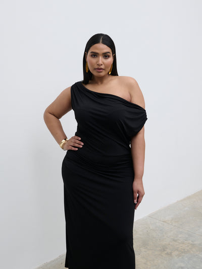 Janece Asymmetric Jersey Dress Curve - Black – Pretty Lavish