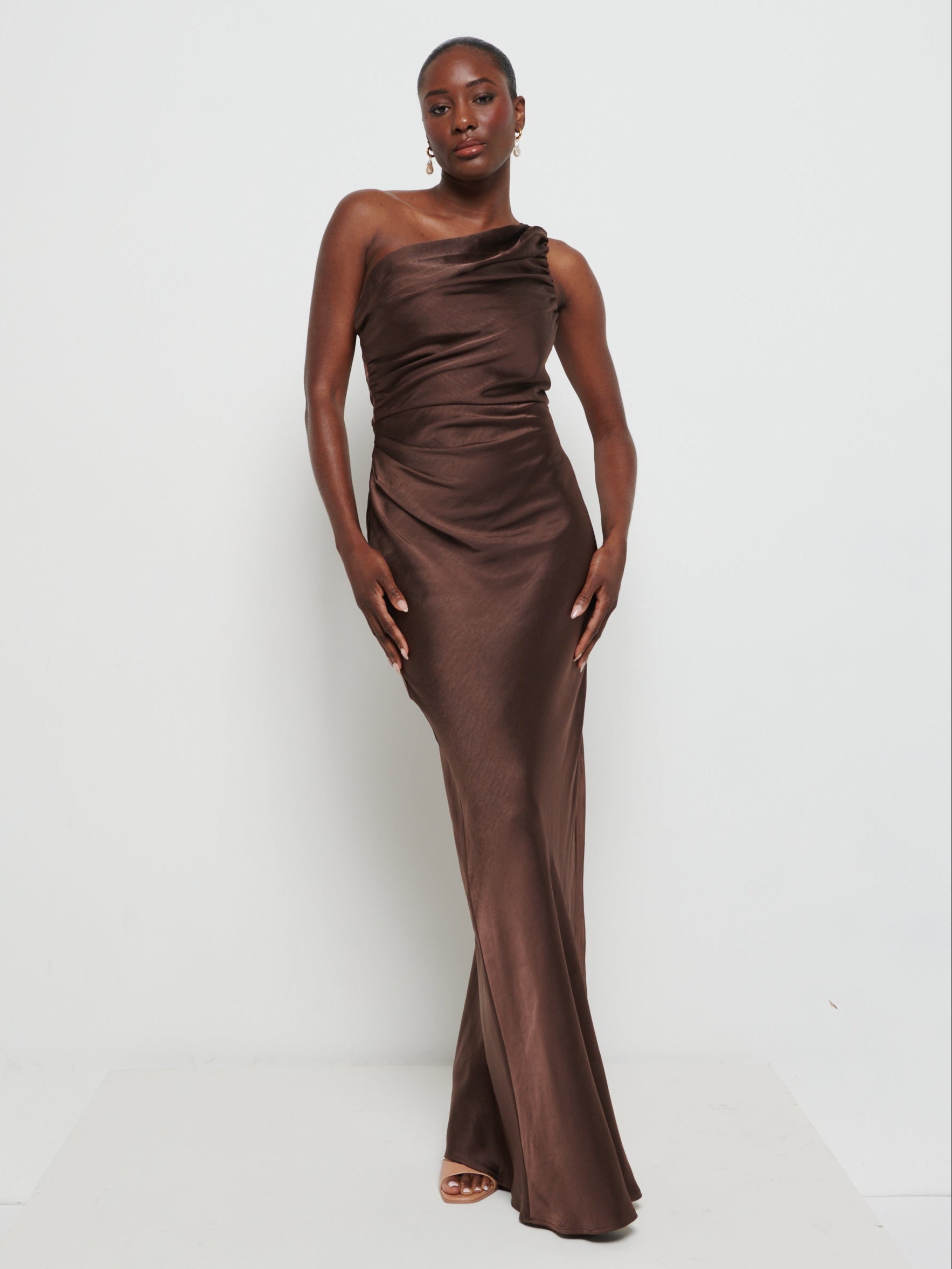 Juliet Ruched Maxi Bridesmaid Dress - Chocolate – Pretty Lavish