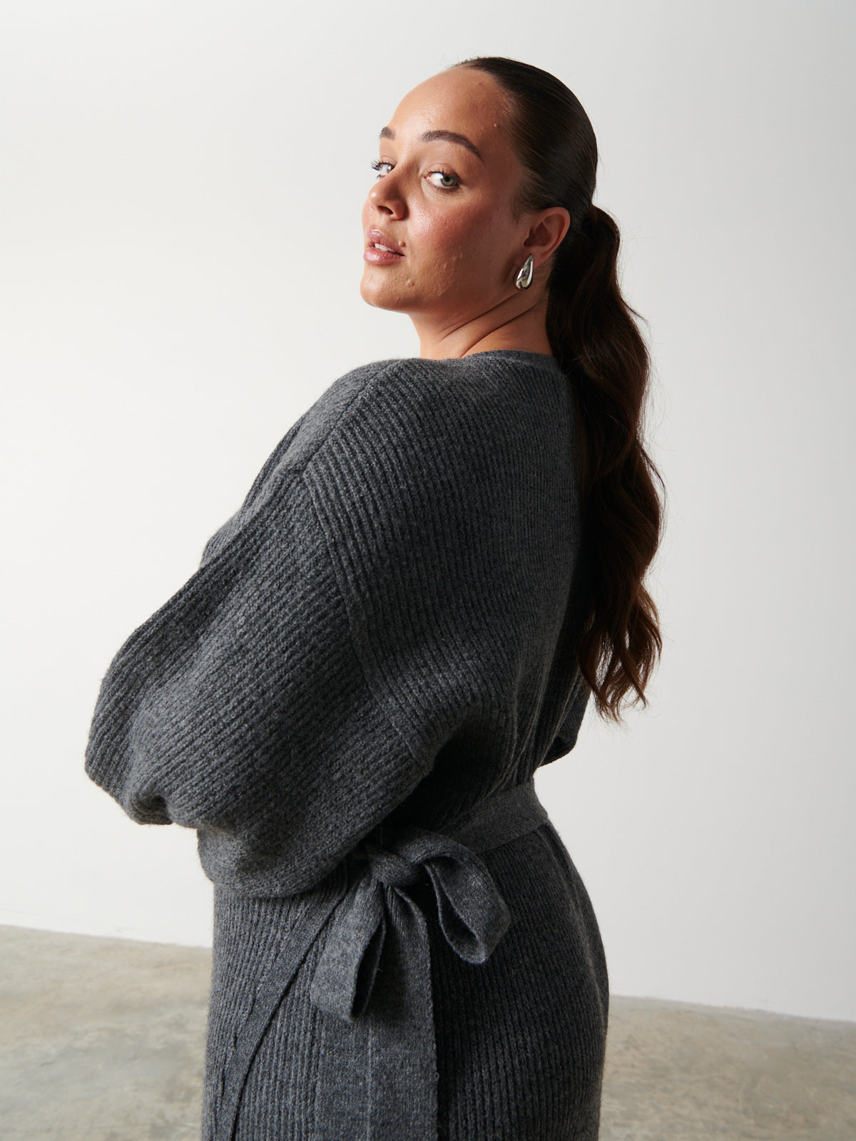 Kinsley Ribbed Wrap Dress Curve - Charcoal Grey – Pretty Lavish