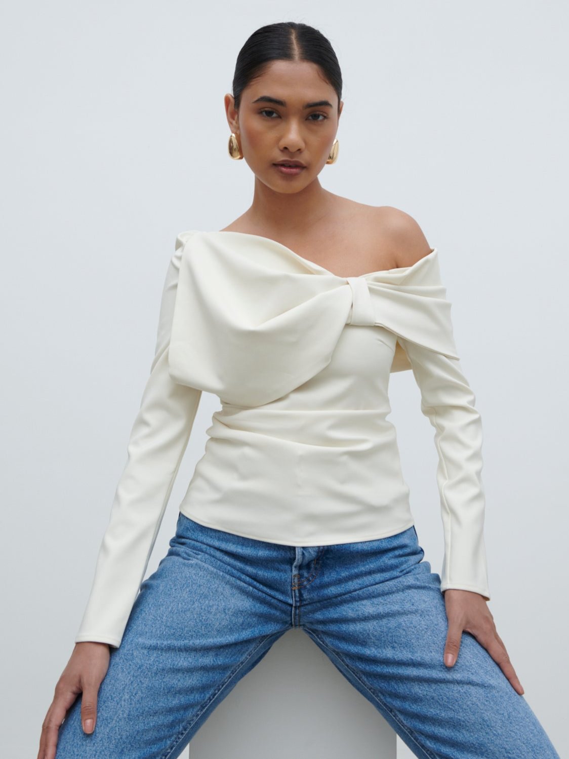 Naomi Exaggerated Bow Top - Cream – Pretty Lavish