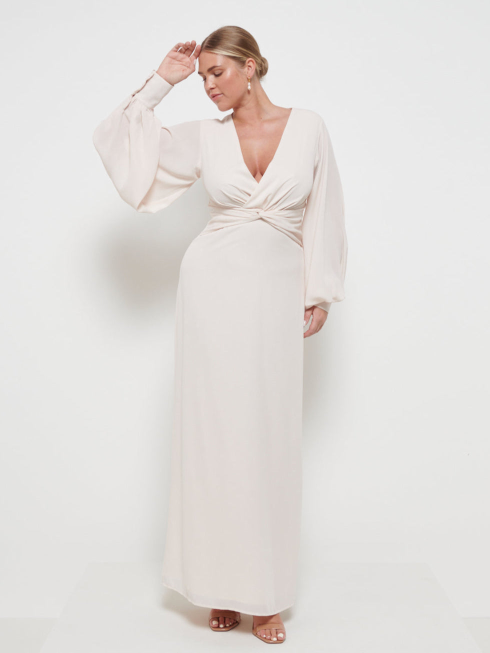 Nellie Knot Maxi Bridesmaid Dress - Champagne – Pretty Lavish