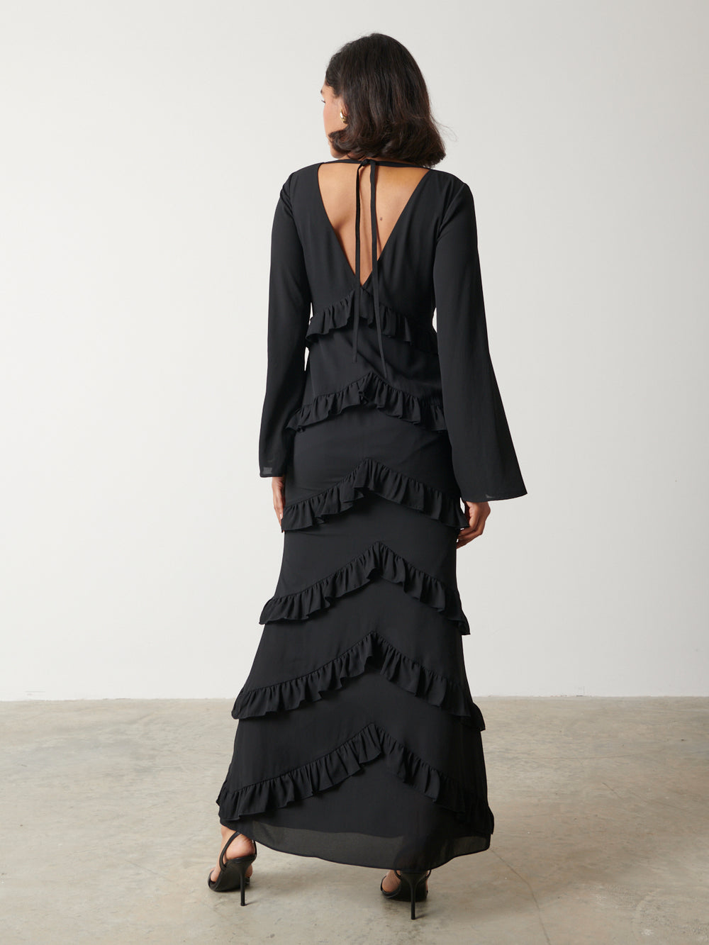 Paige Ruffle Maxi Dress - Black – Pretty Lavish