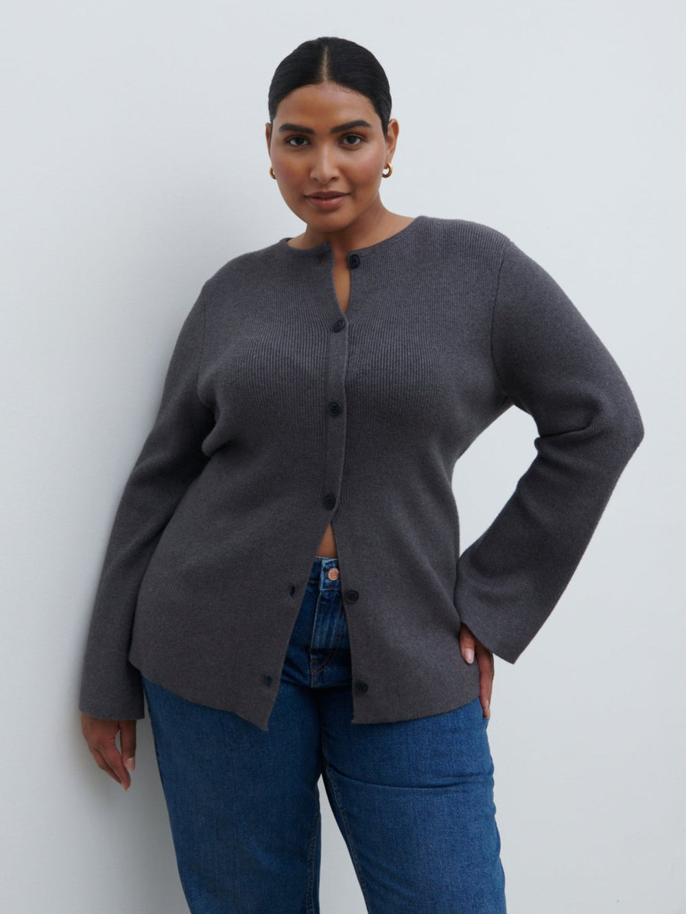 Shyla Fitted Knit Cardigan Curve - Charcoal – Pretty Lavish
