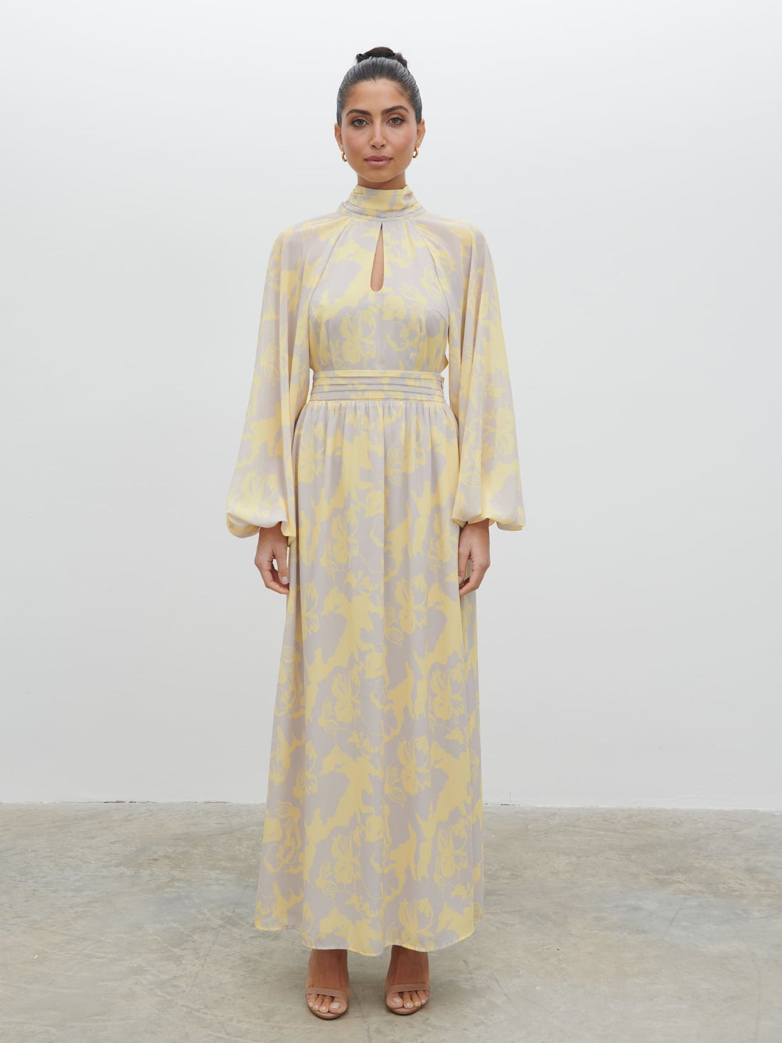 Steph Keyhole Maxi Dress - Lemon and Beige Floral – Pretty Lavish